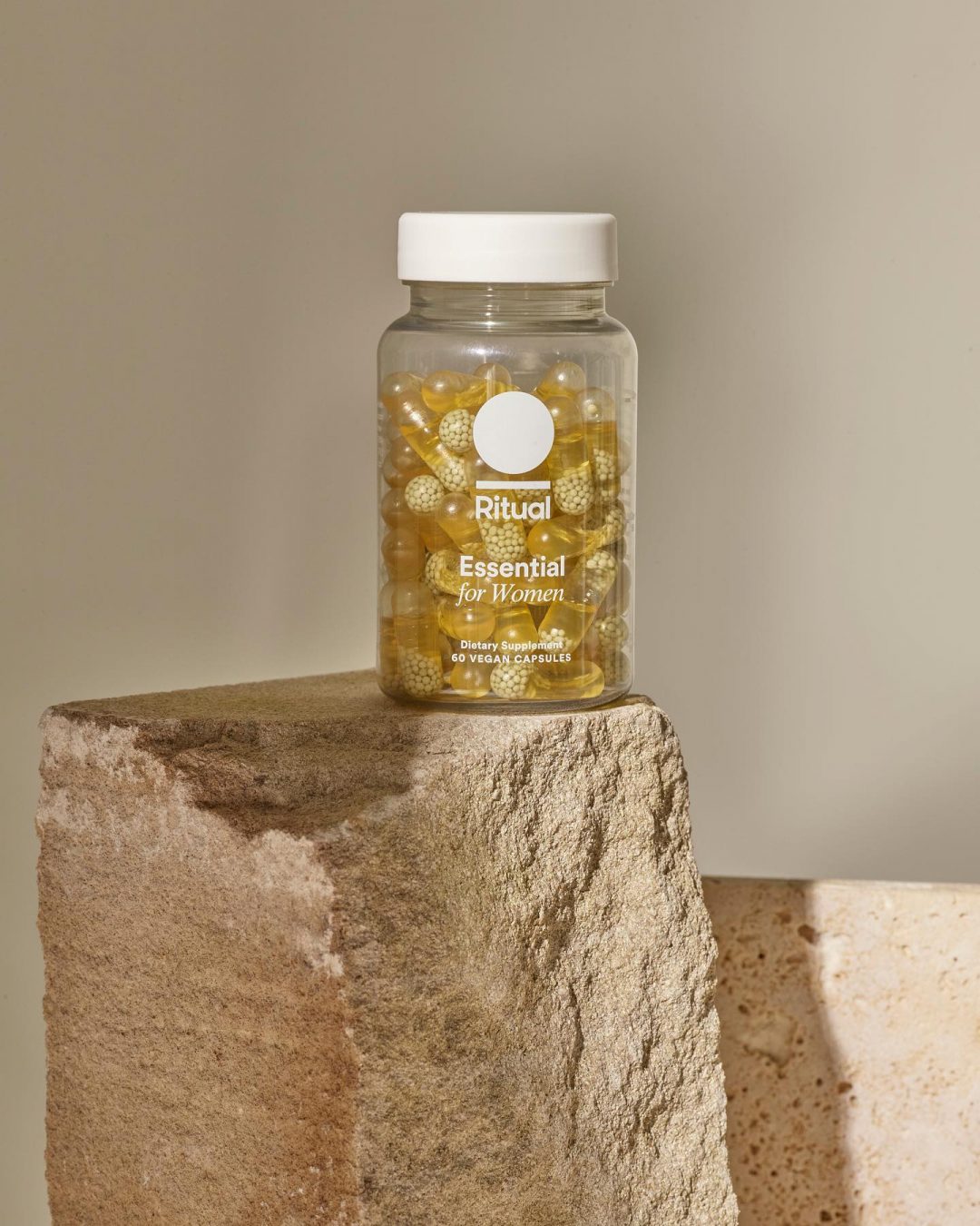 Best Supplements For Women - 4 Top Picks For Staying Healthy